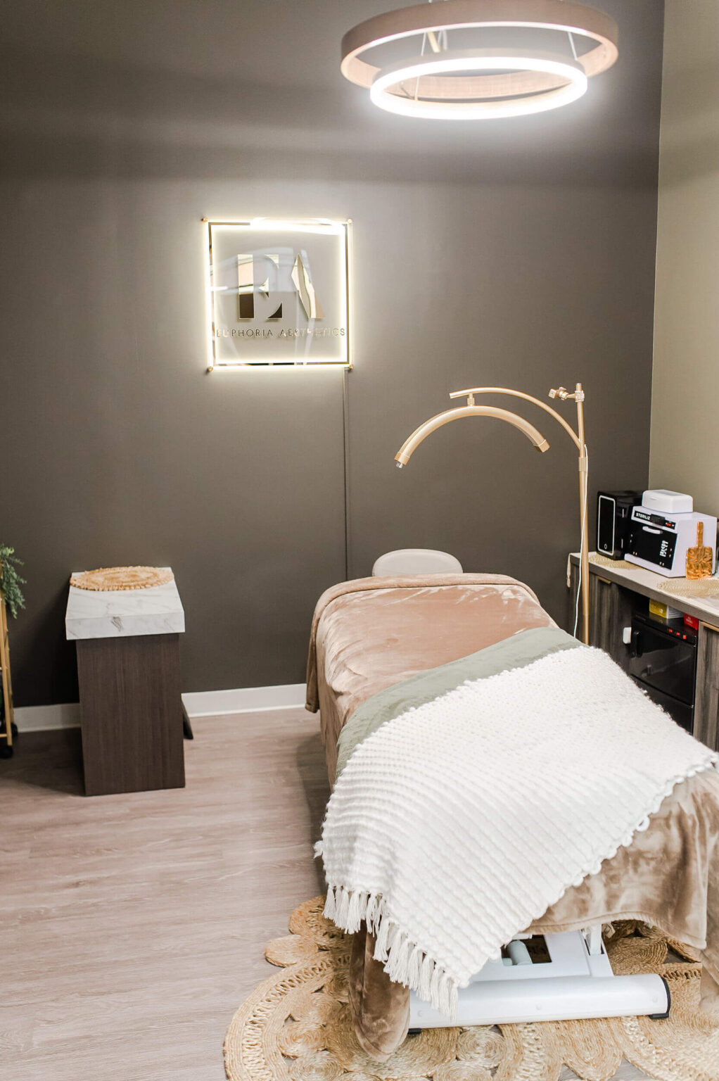 Rogers | My Salon Suite