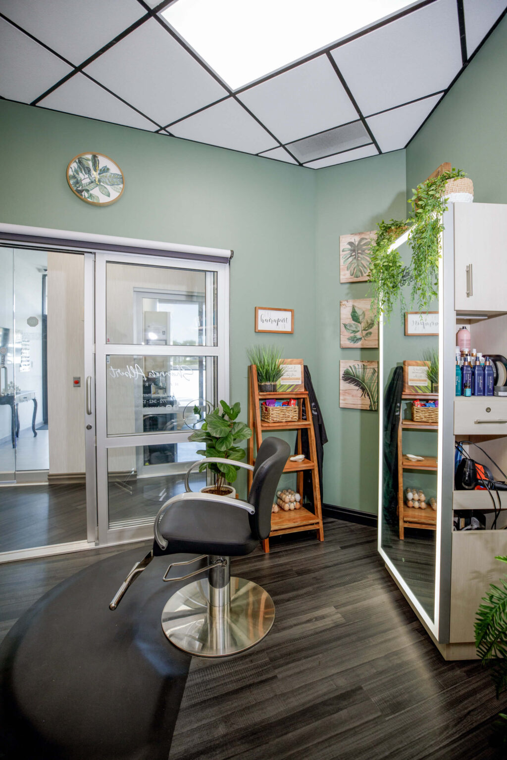 Rogers | My Salon Suite